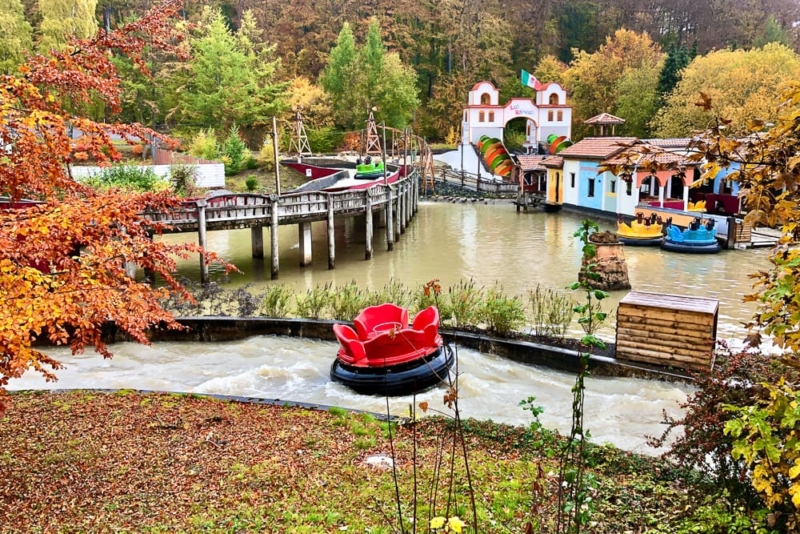 Freizeitpark Fort Fun Abenteuerland: Spaß und Action im Wilden Westen ...